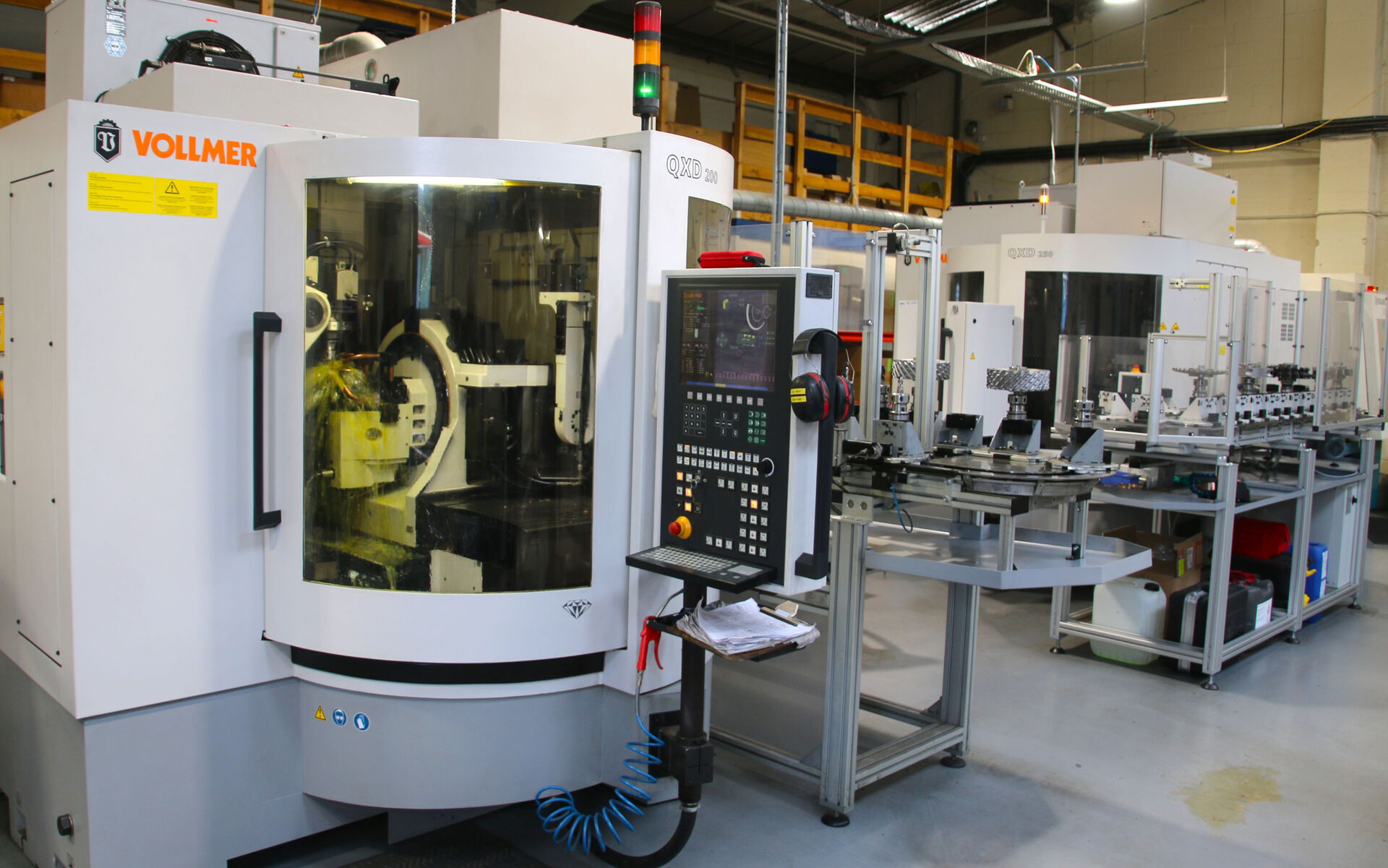 British people are automating production with VOLLMER technology