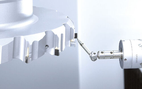 Sharpening and machining PCD tools in complex geometries correctly
